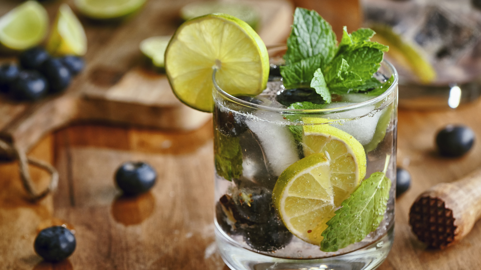 Infuse Your Gin With Blueberries For An Easy Cocktail Upgrade