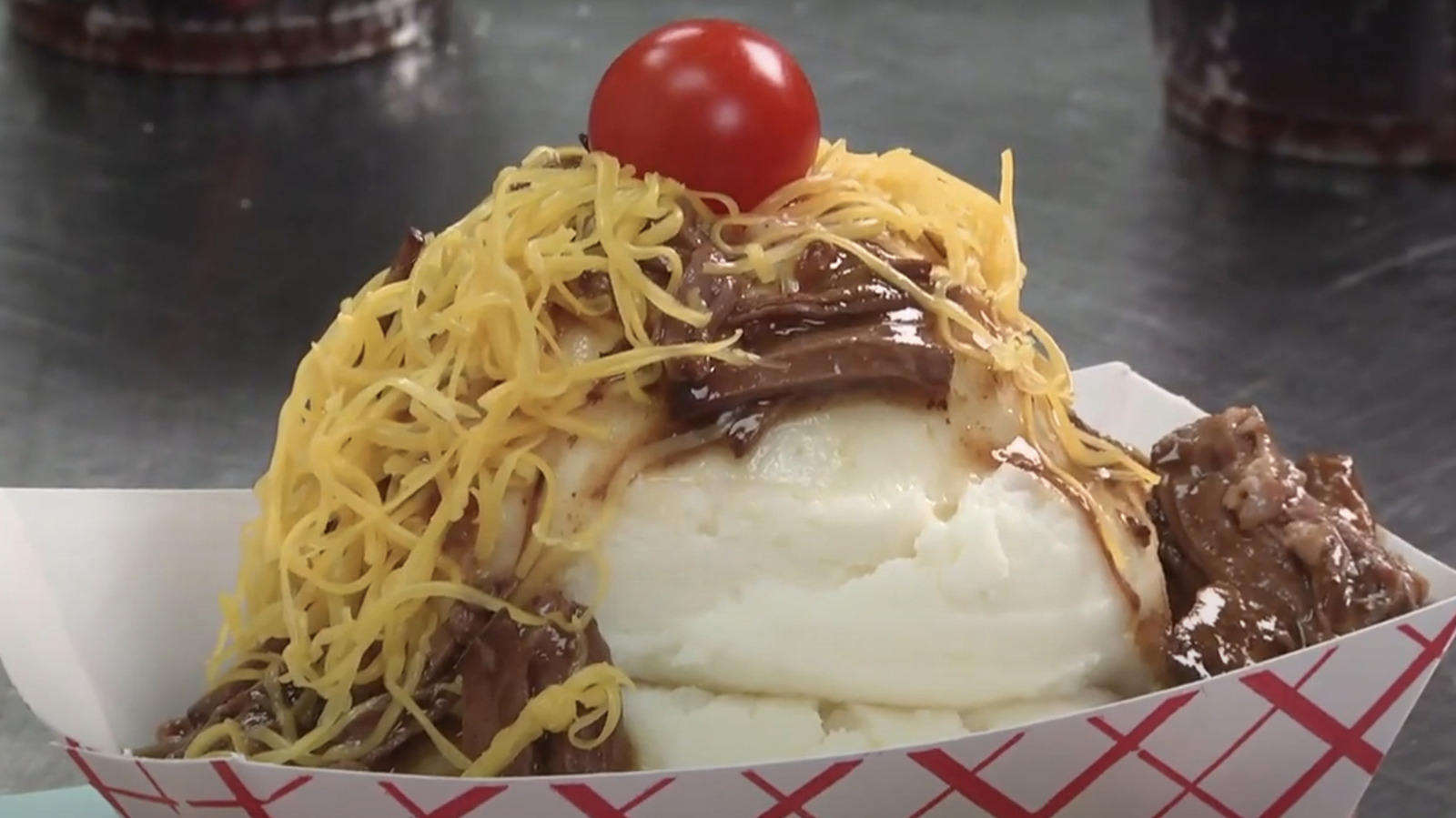 Iowa's Hot Beef Sundae Is A Savory Rendition Of The Classic Dessert
