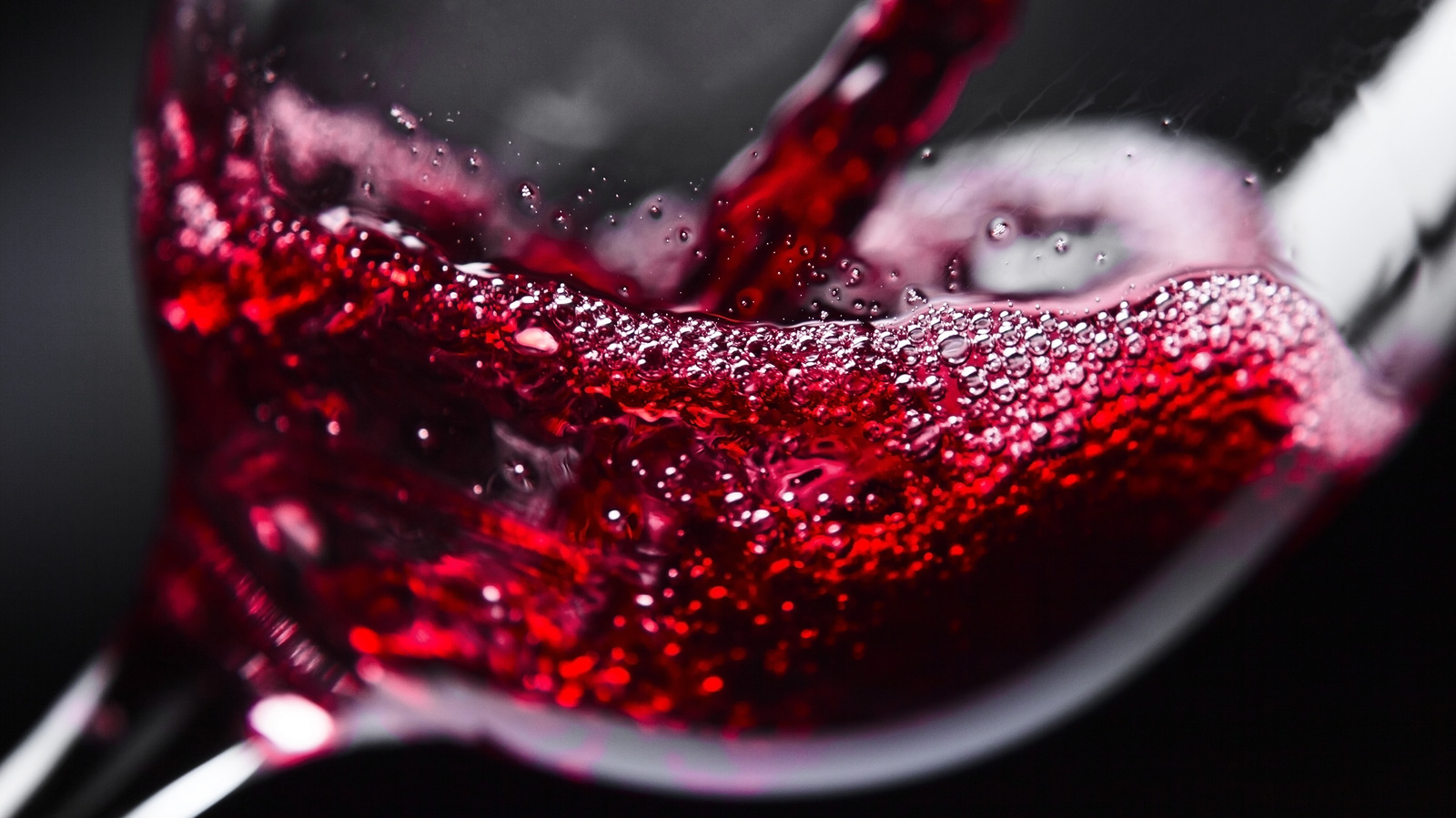 Is It Worth Your Time To Froth Wine?