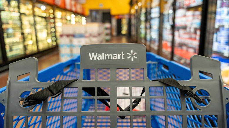 It's Time To Stop Believing These 13 Walmart Grocery Shopping Myths