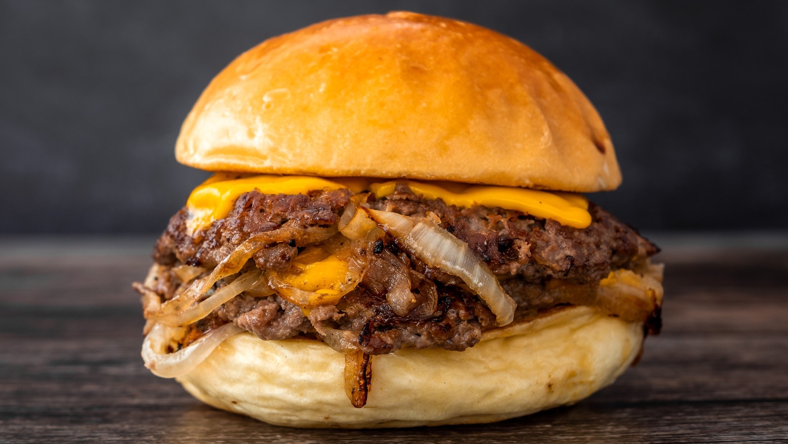 Less Meat Is More When It Comes To The Perfect Smash Burger