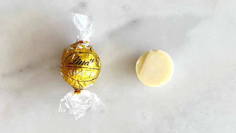 20 Lindt Lindor Truffles, Ranked Worst To Best