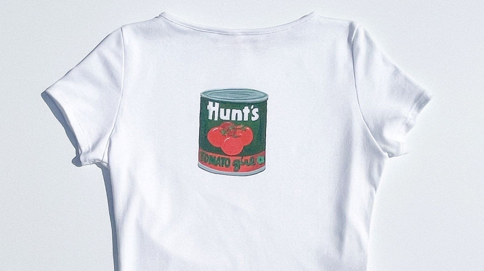 Lisa Says Gah And Hunt's Team Up For Trendy Tomato Merch Collab