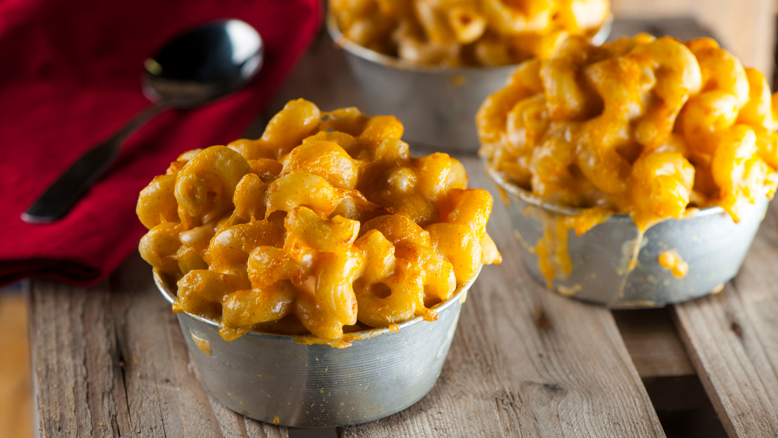 Liven Up Your Next Party With A Mac And Cheese Bar