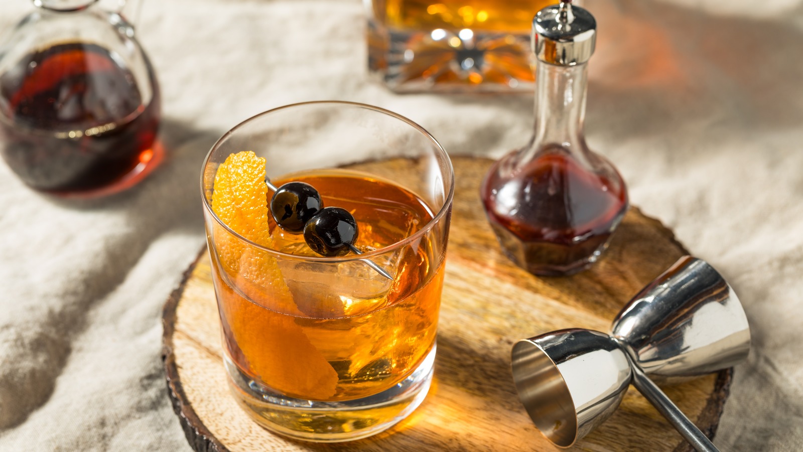 Maple Syrup Is The Perfect Pairing For Bourbon Cocktails