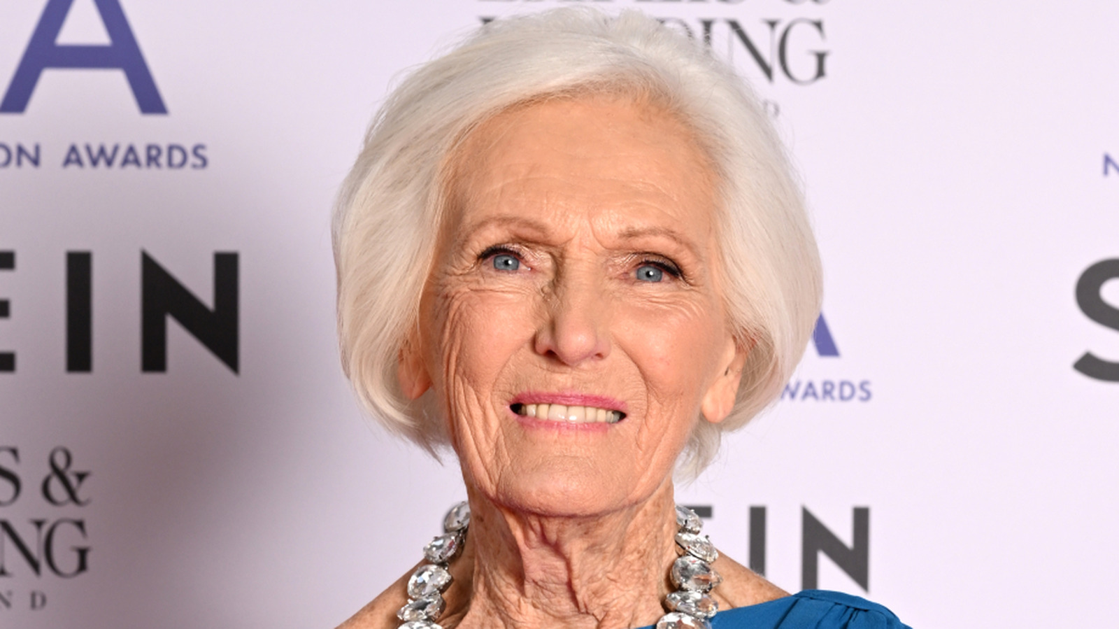 Mary Berry's Secret To Great Cakes Is All In The Butter