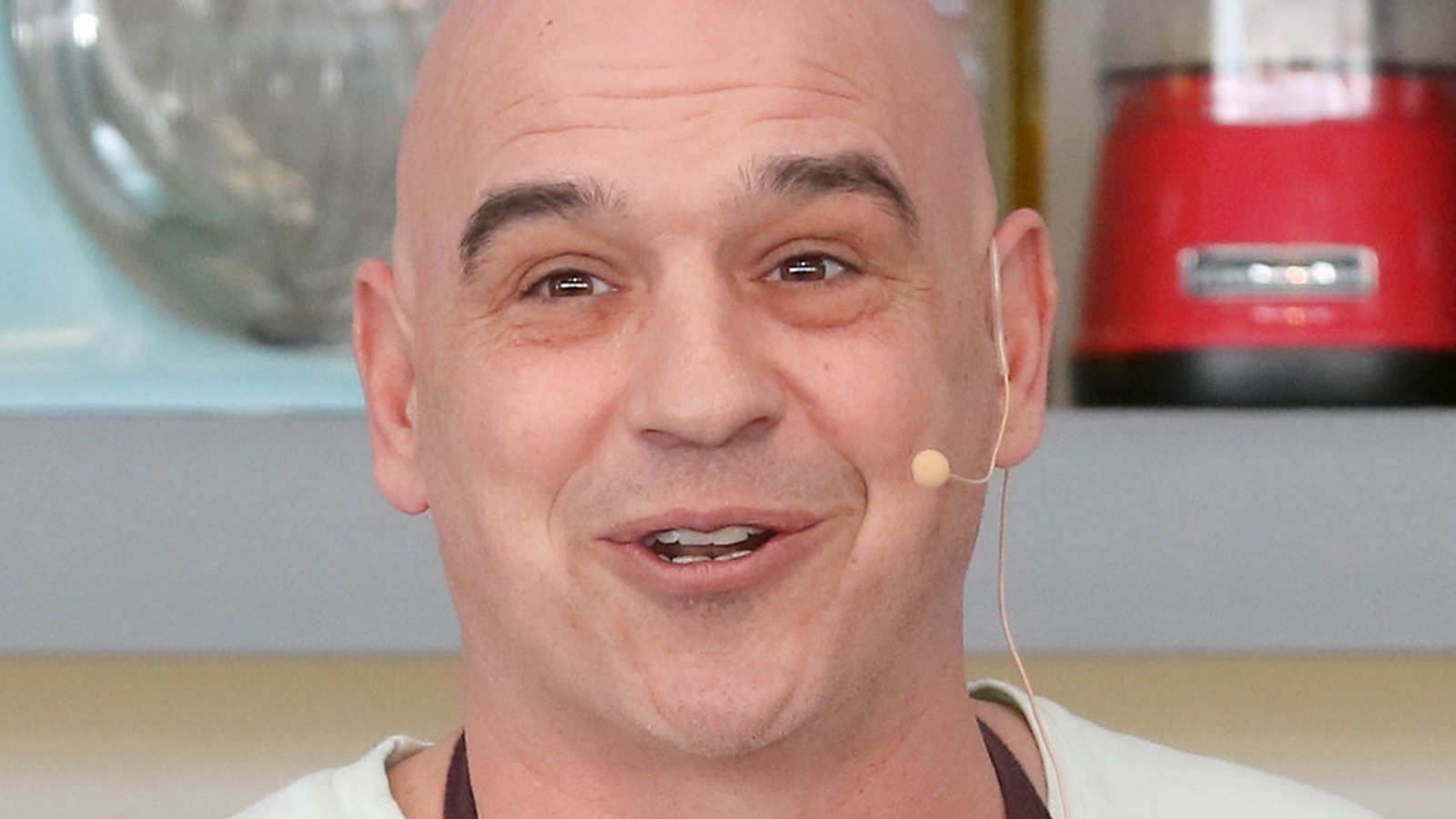 Michael Symon Tells Us His Best Tips For Restaurant-Quality Bacon At ...