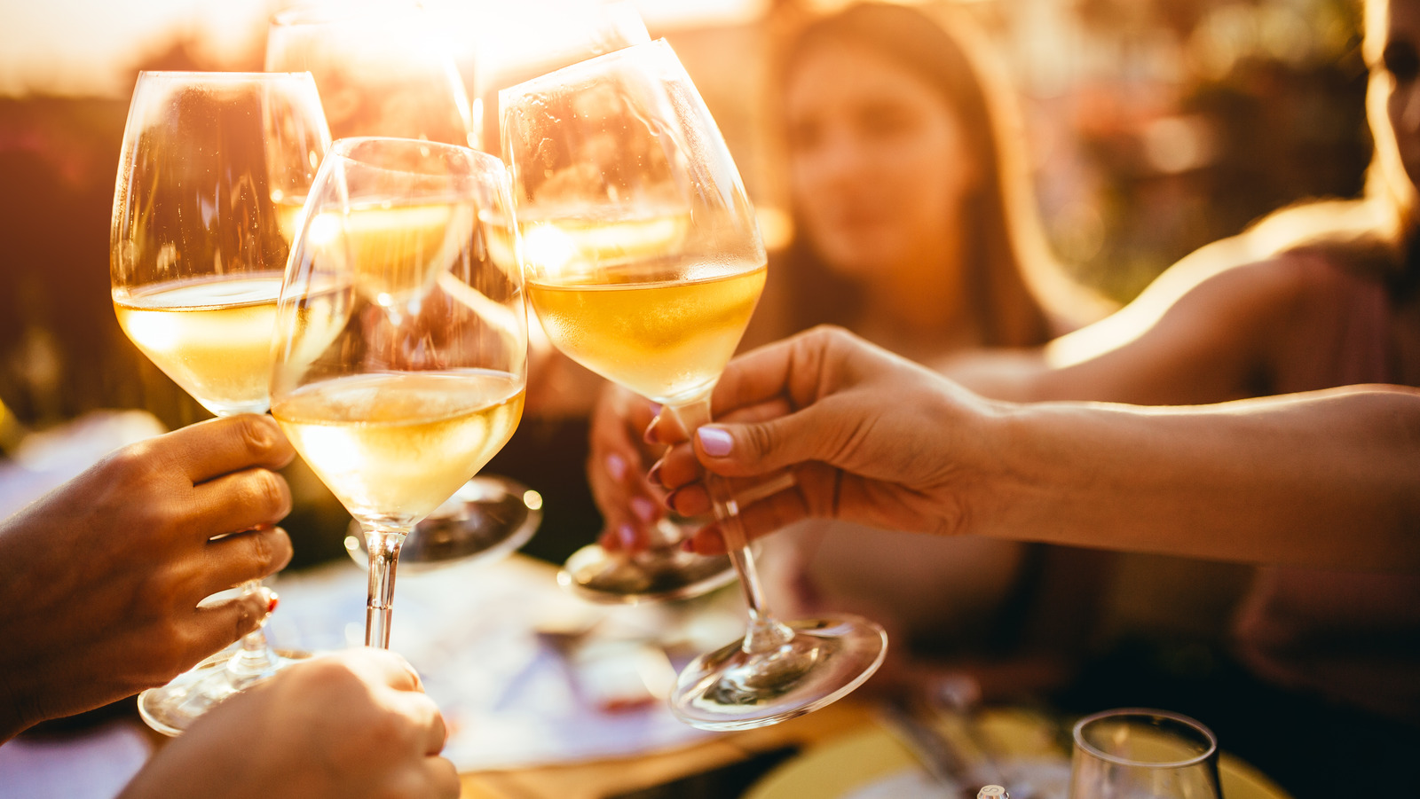 New Study Reveals Truth About Drinking Alcohol And Heart Health