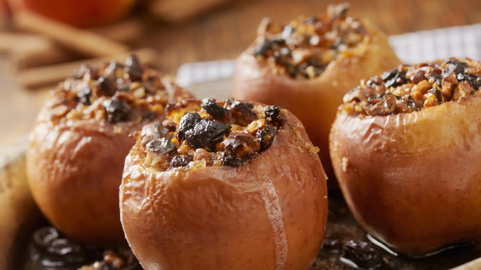 Poach Crab Apples In Sweet Wine To Counteract Their Sour Tastes