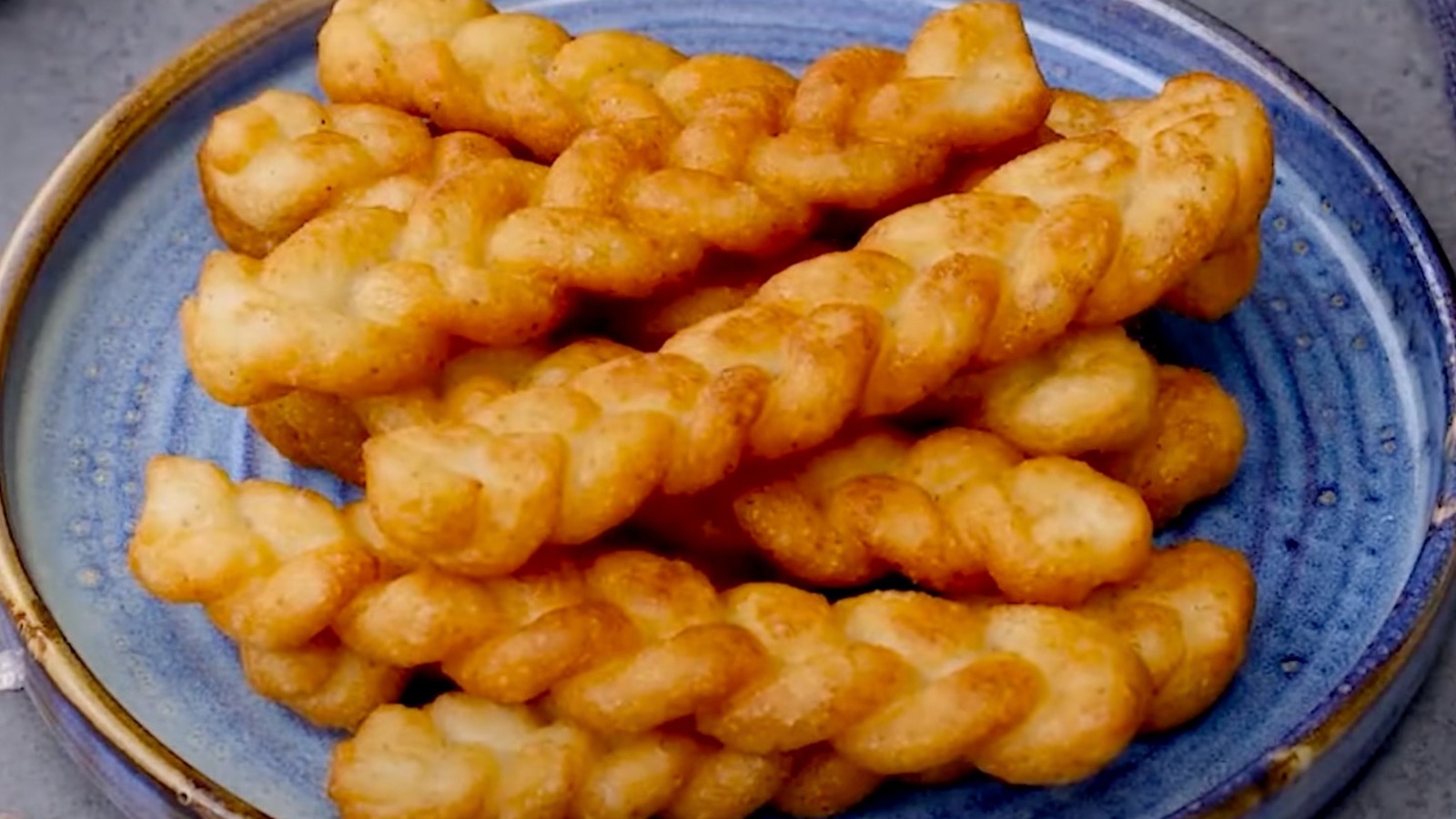 Potato Braids Are An Extra Crunchy Snack That's Worth The Effort