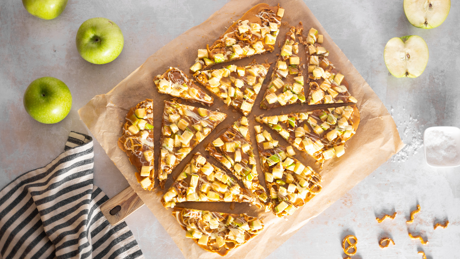 Salted Caramel And Toasted White Chocolate Apple Bark Recipe