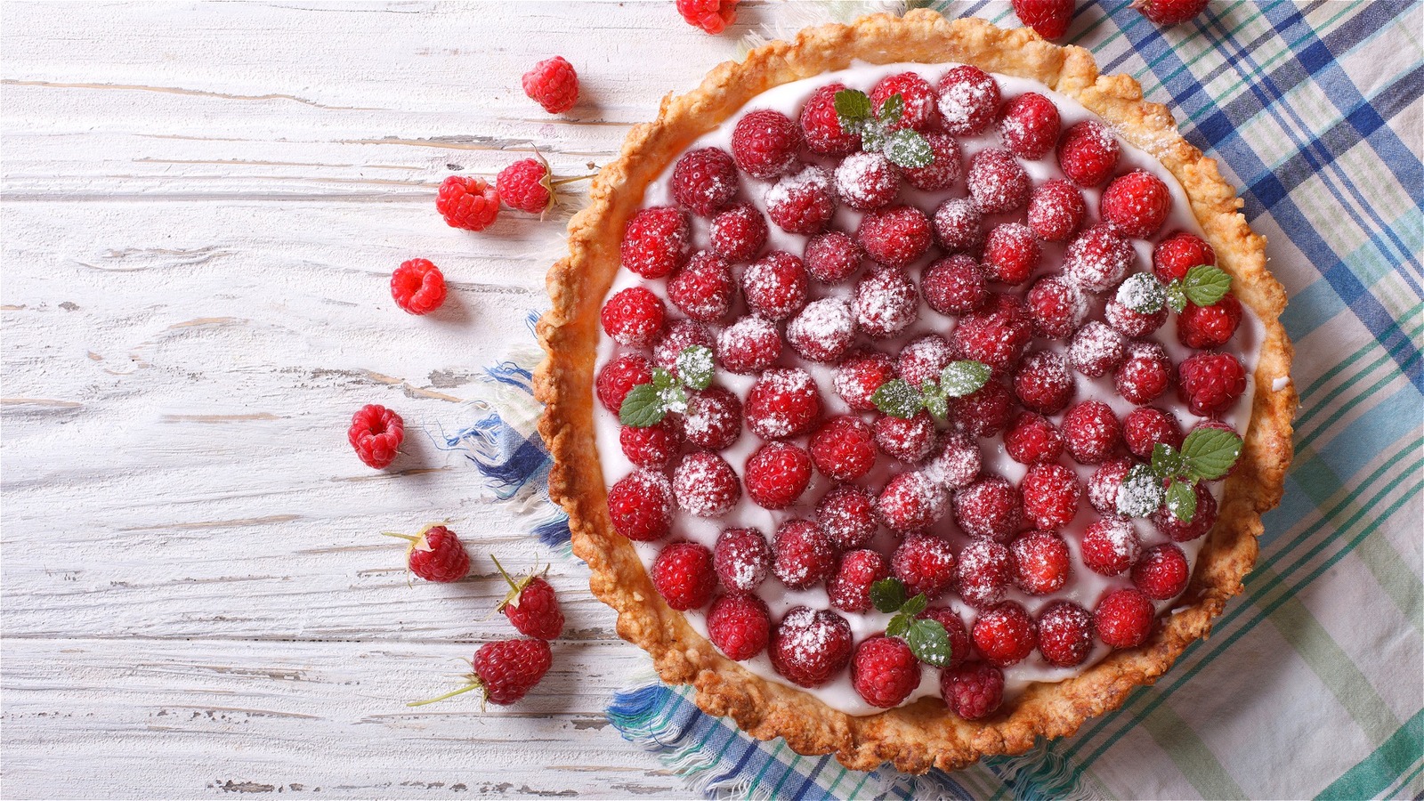 Scatter Fresh Fruit On Top Of Any Pie To Bring An Extra Fresh Look To ...