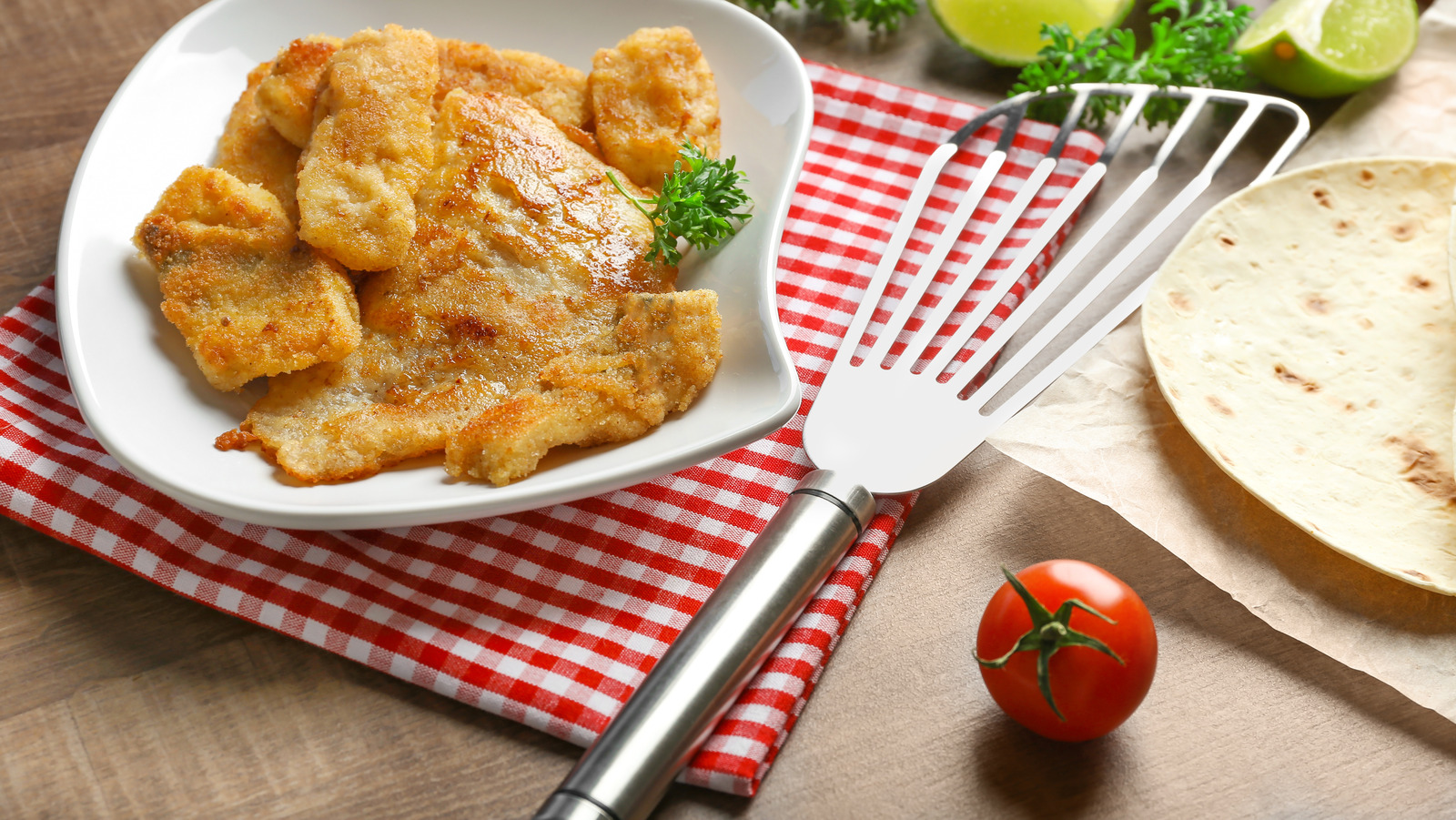 Should Your Fish Spatula Have A Silicone Edge?