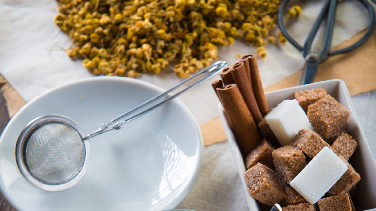 Sprinkle Dry Baking Ingredients With Ease Using Your Tea Infuser