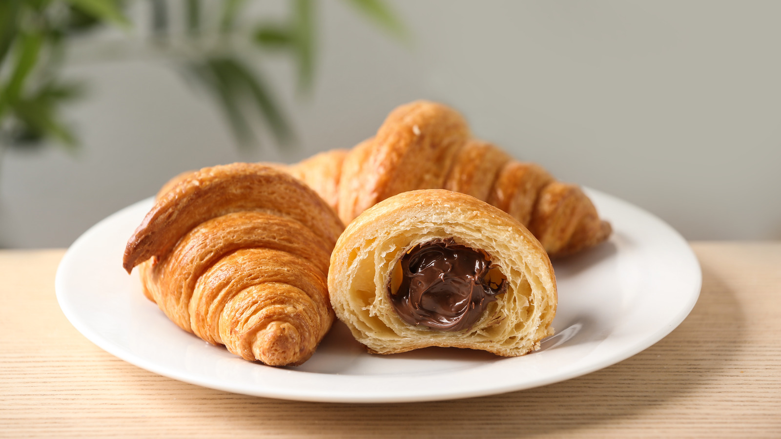 The 2 Ways To Fold Laminated Dough