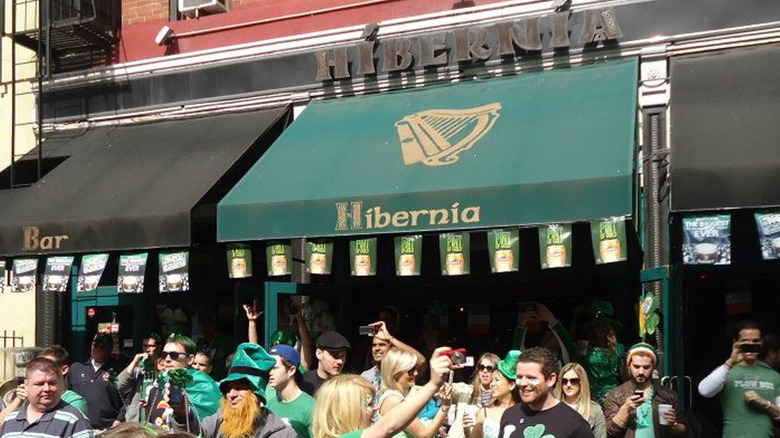 The 20 Best Bars In NYC To Celebrate St. Patrick's Day