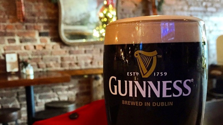 The 20 Best Bars In NYC To Celebrate St. Patrick's Day