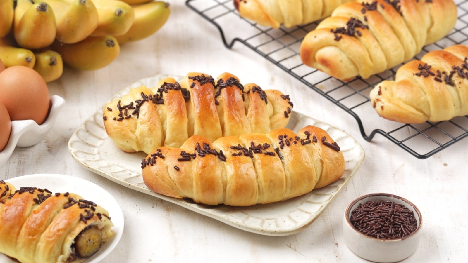 How To Make Chunky Monkey Croissants With Just 4 Ingredients