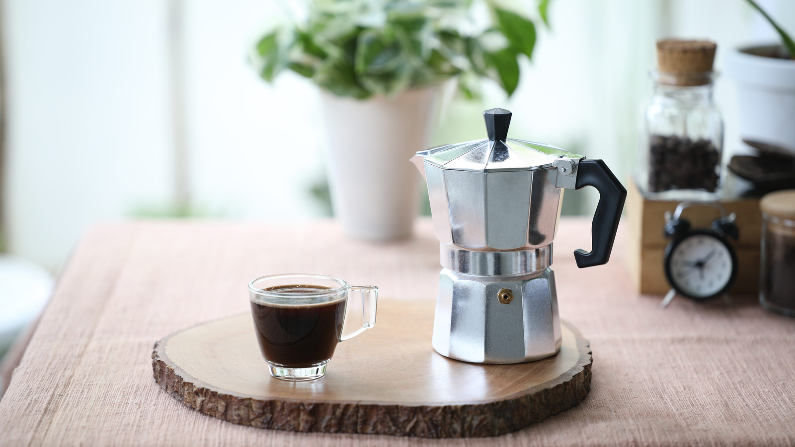 The Best Coffee Blend To Brew Using A Moka Pot
