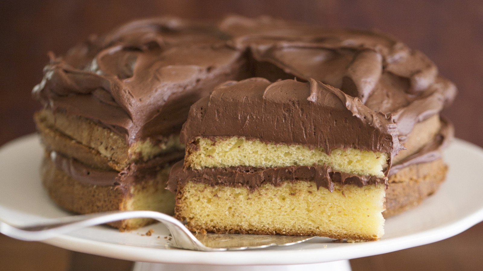 The Best Boxed Cake Mix On Store Shelves Is As Classic As It Gets