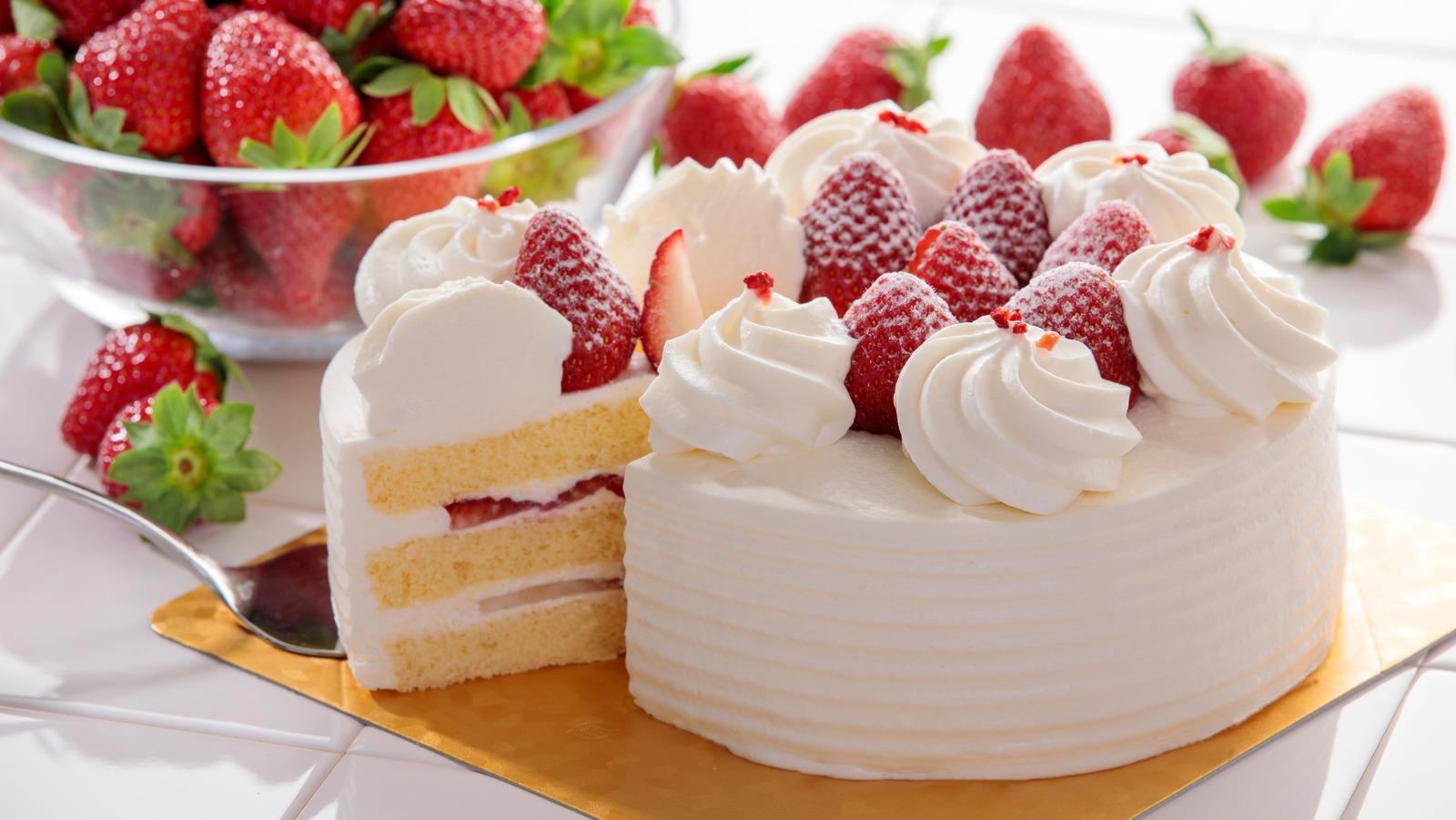 Just Egg Is The Best Vegan Egg Replacement For Cake Baking