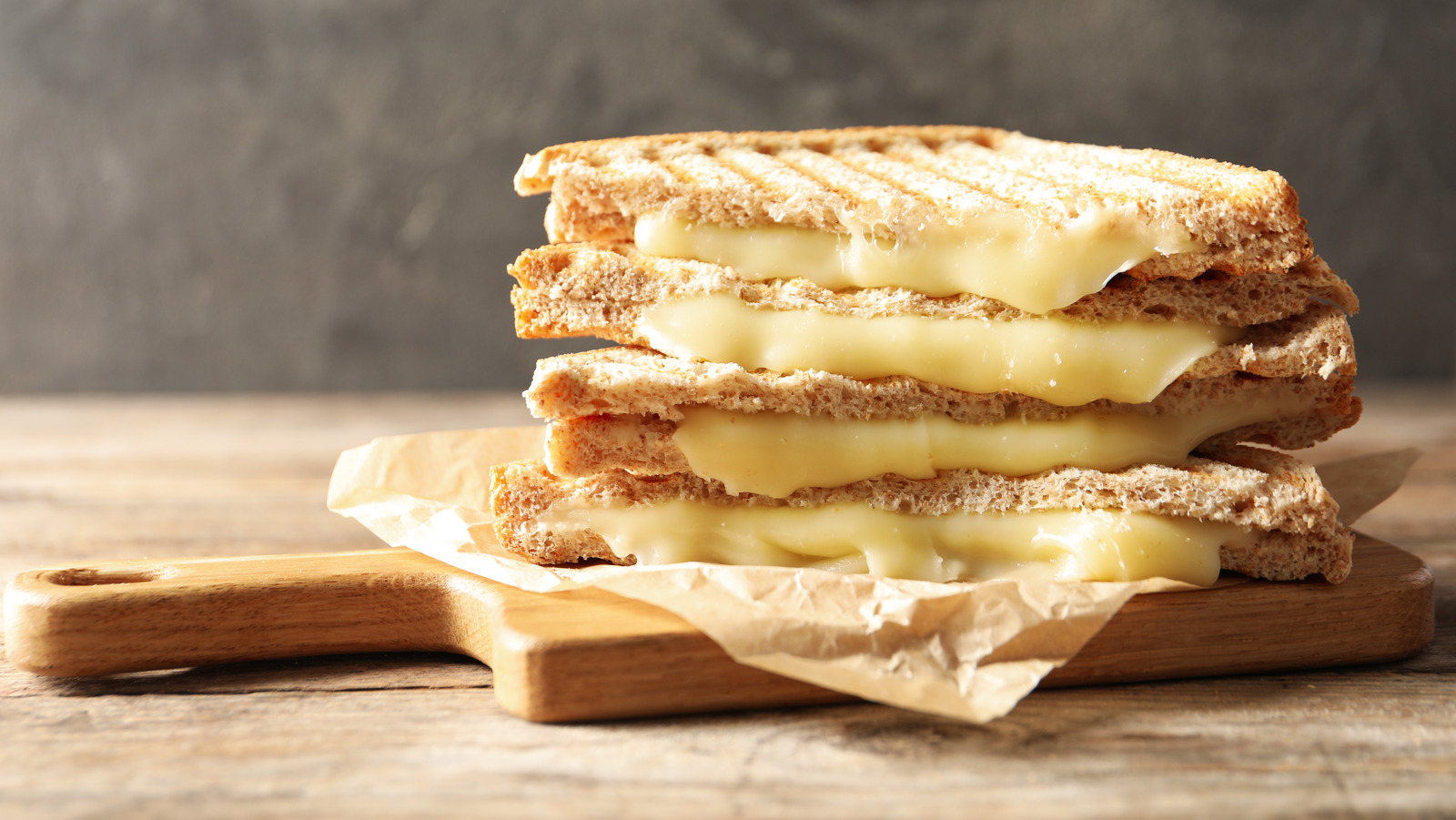 The Best Greens To Add Balance To A Grilled Cheese