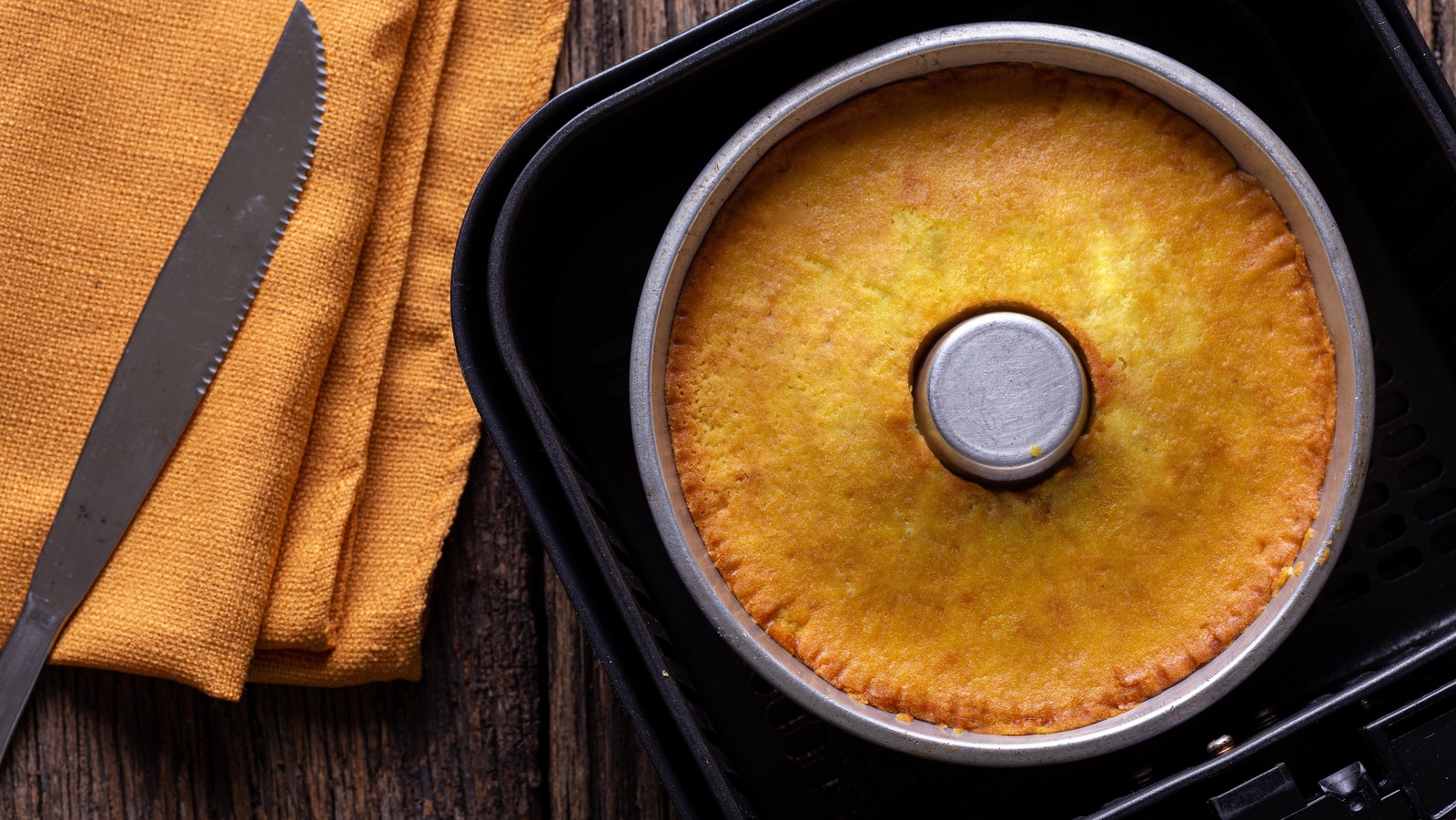 The Best Temperature For Air Frying Cake Is 25 Degrees Lower Than The Oven