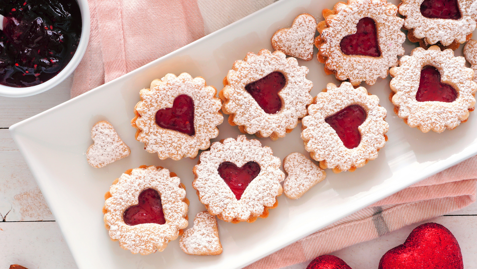 The Best Type Of Flour To Use When Making Linzer Cookies