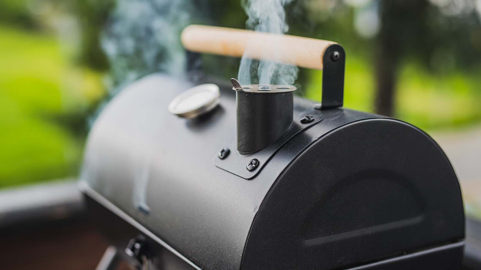 The Best Way To Smoke Meat For The Most Consistent Results, According ...