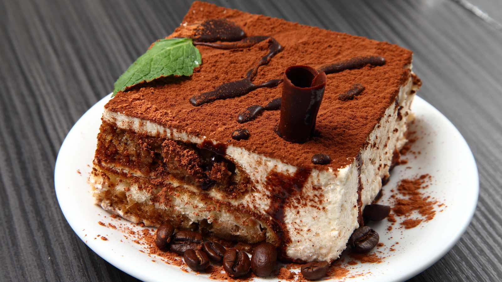 The Best Way To Store Tiramisu And How Long It Lasts