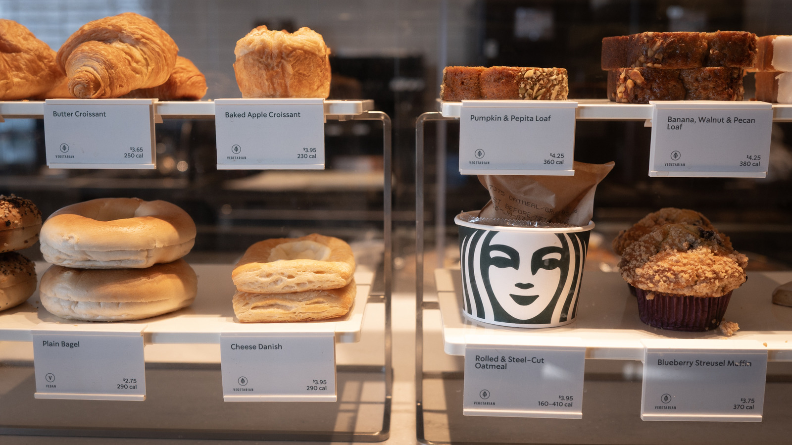 The Cheapest Vs Most Expensive Food On Starbucks' Menu