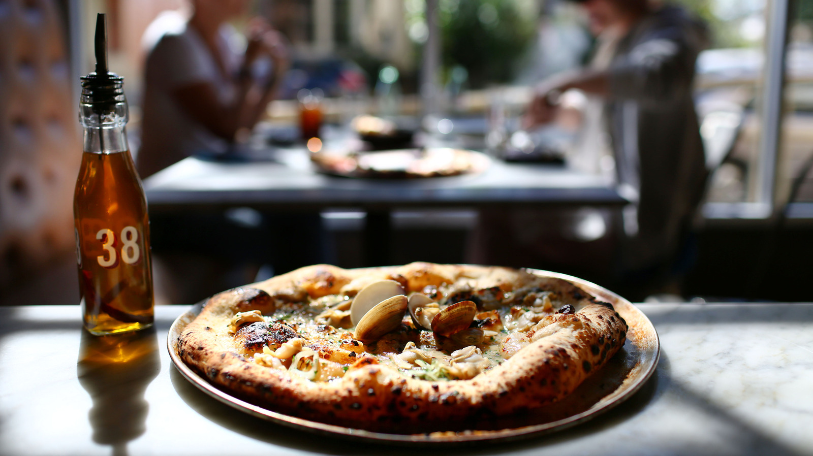 The Chef Secret To Making The Ultimate Clam Pizza