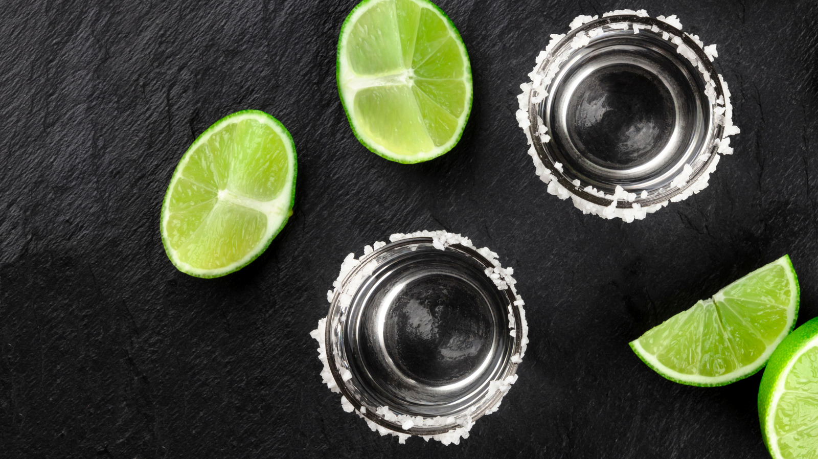 The Clever Term Bartenders Use To Describe A Fruity Chaser