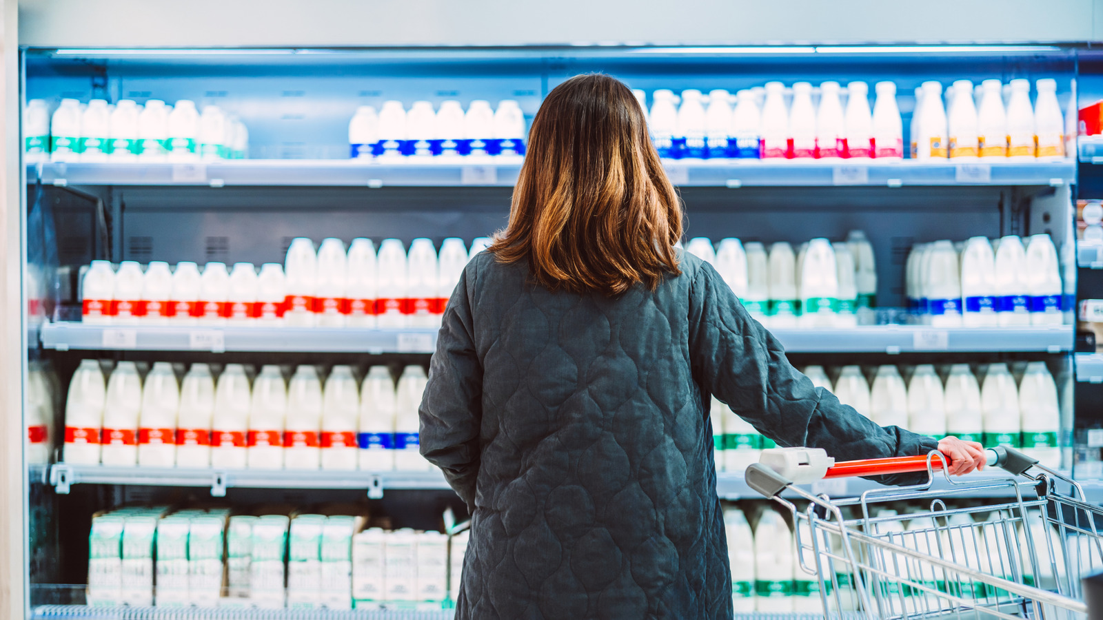 The Color Psychology Grocery Stores Use On You Constantly
