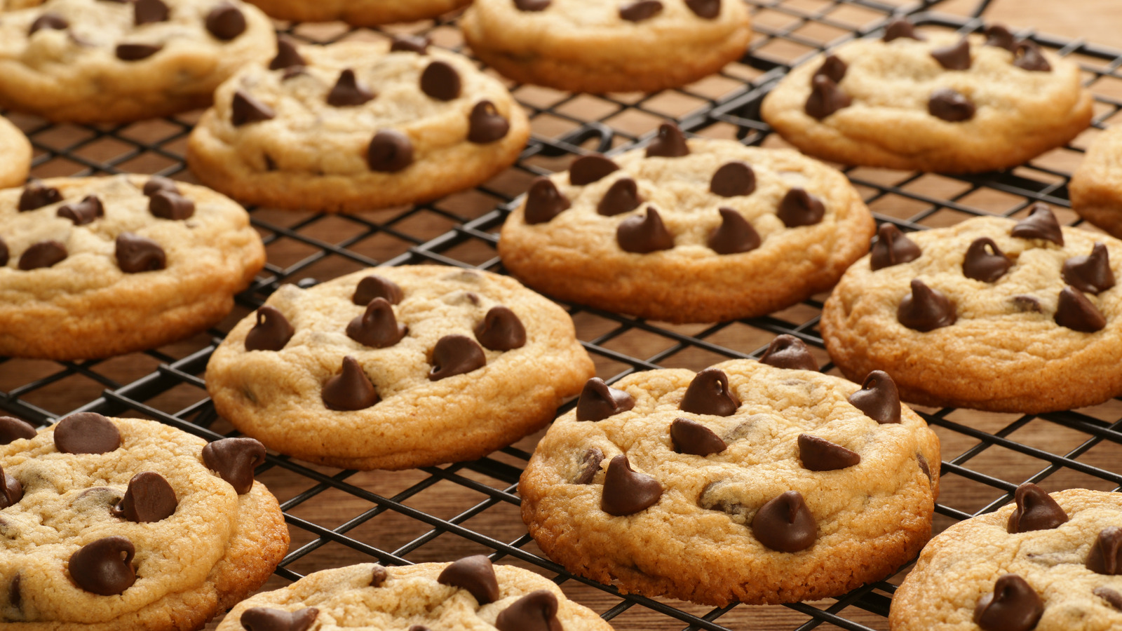 The Crunchy Ingredient Addition To Boost Your Chocolate Chip Cookies