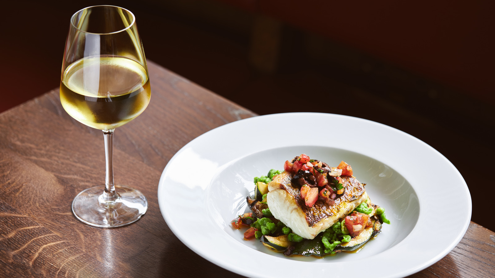 The Difference Between Complementary And Congruent Wine Pairings