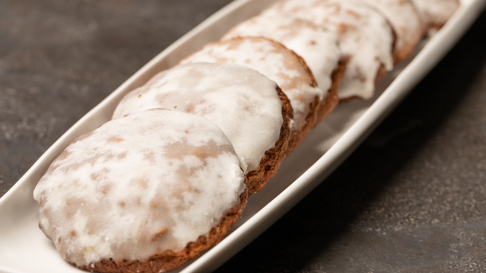 The Easy Dipping Technique For Perfect Iced Oatmeal Cookies