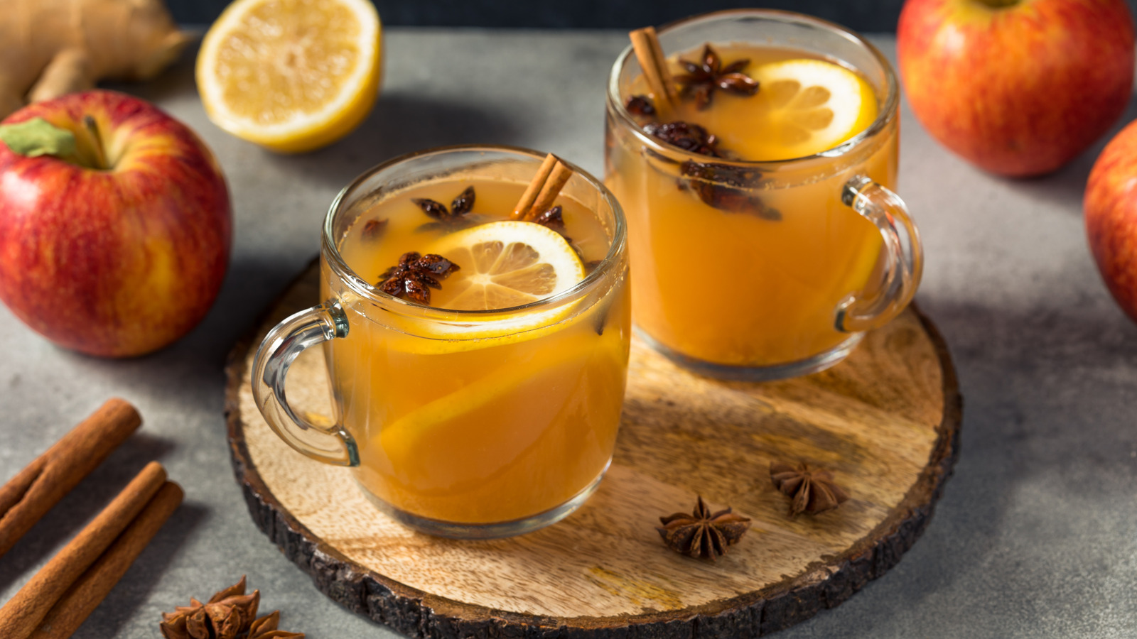 The Essential Ingredients You Need For Making Mulled Apple Cider