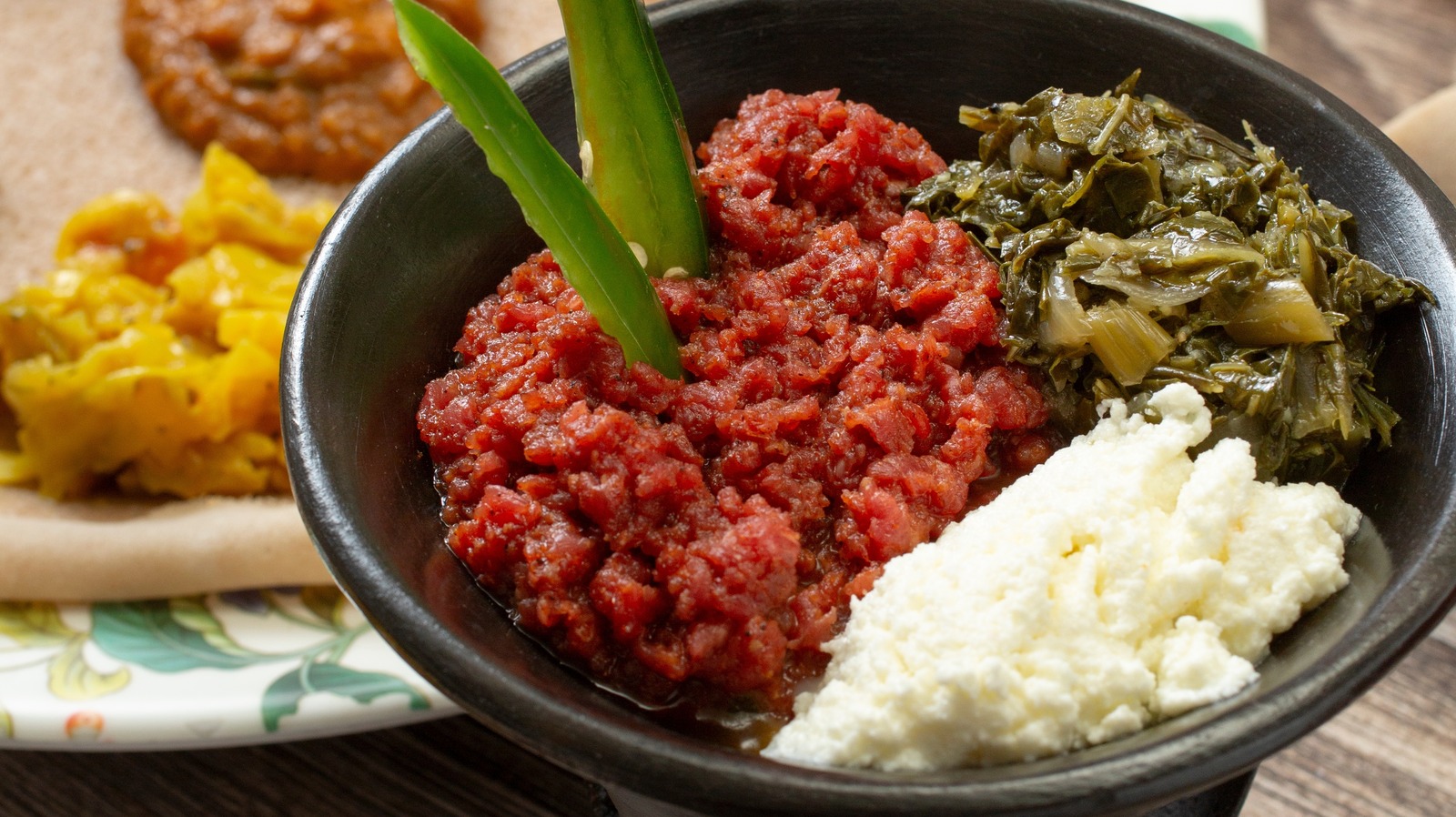 If You're A Beef Tartare Lover, Here's Why You Should Try Ethiopian Kitfo