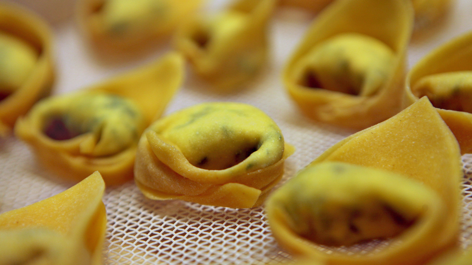 The Fancy Way To Incorporate Herbs Into Your Fresh Pasta