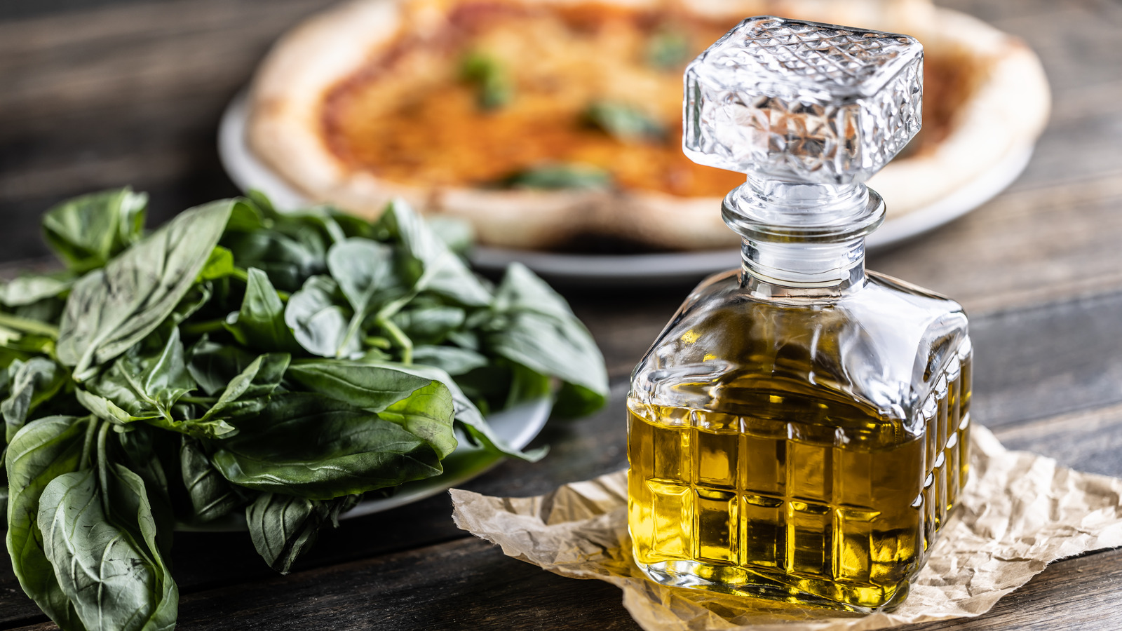 How To Add Infused Pizza Oil To Your Homemade Or Store-Bought Slices