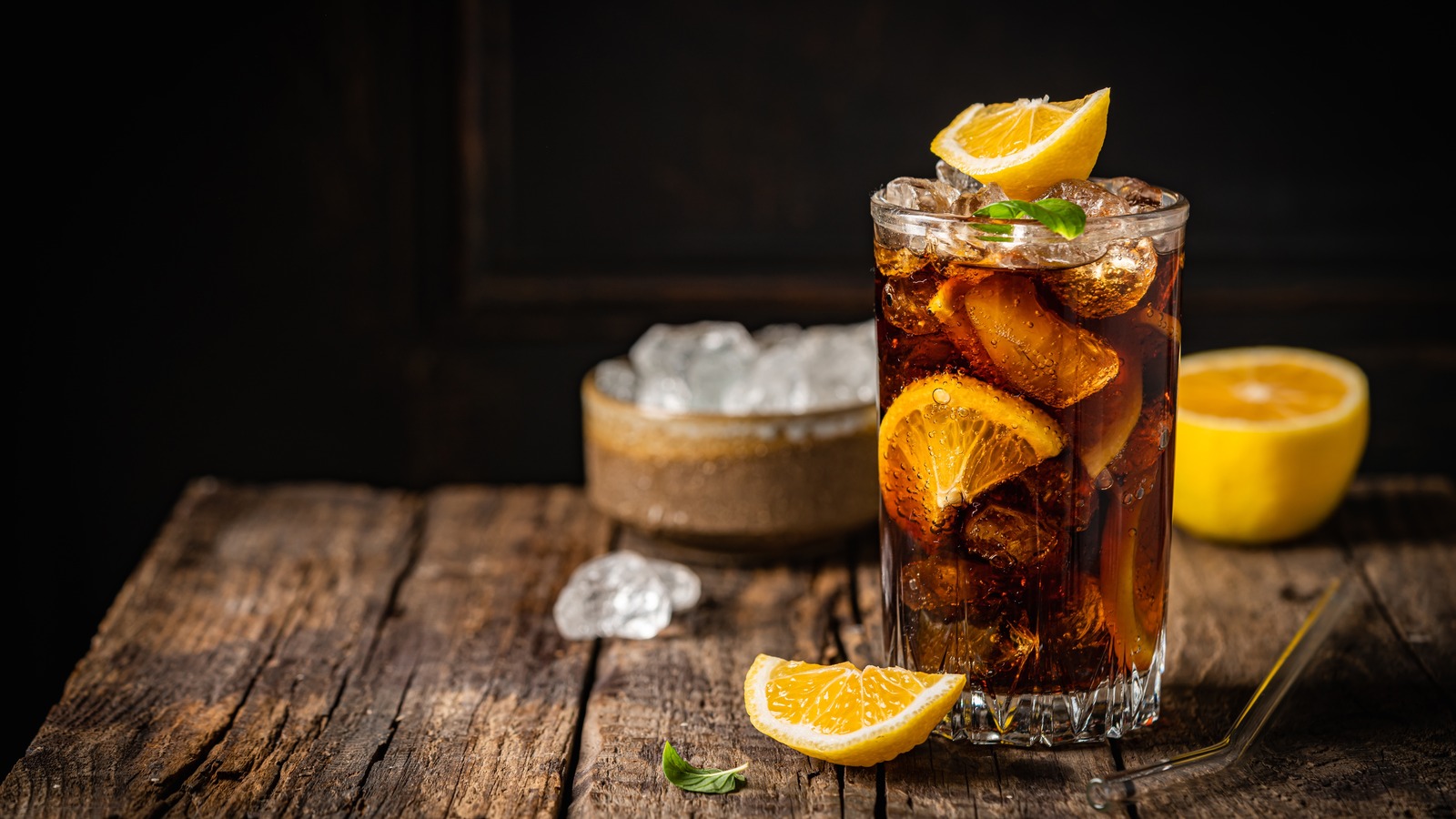 The Fruity Liqueur That's Missing From Your Long Island Iced Tea