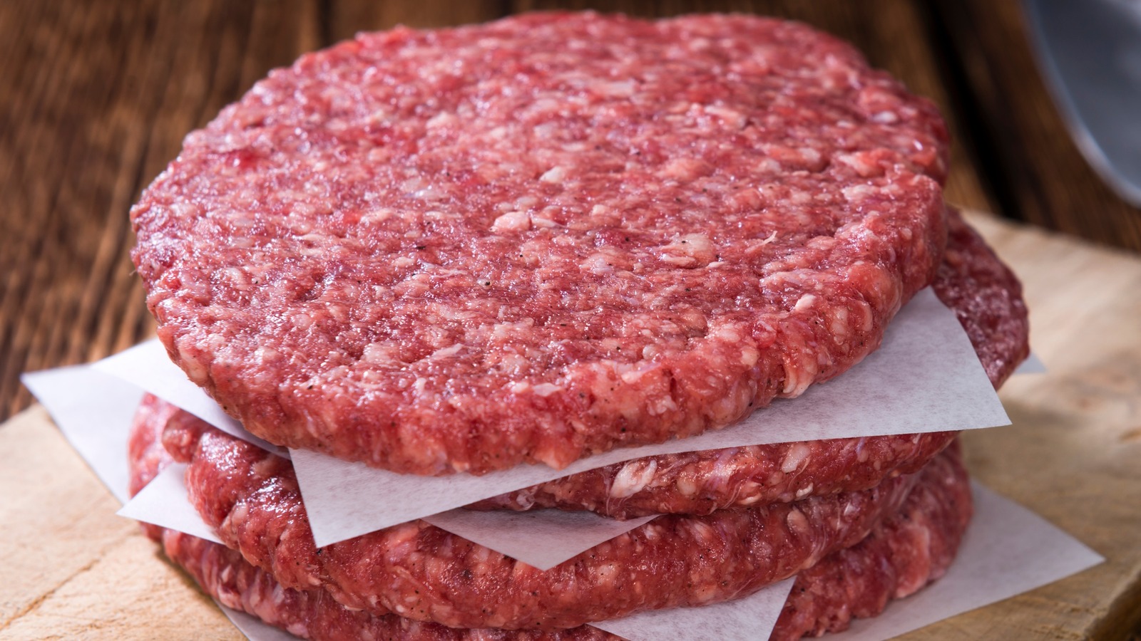 The Genius Mixing Bowl Trick For Evenly Sized Burgers Every Time