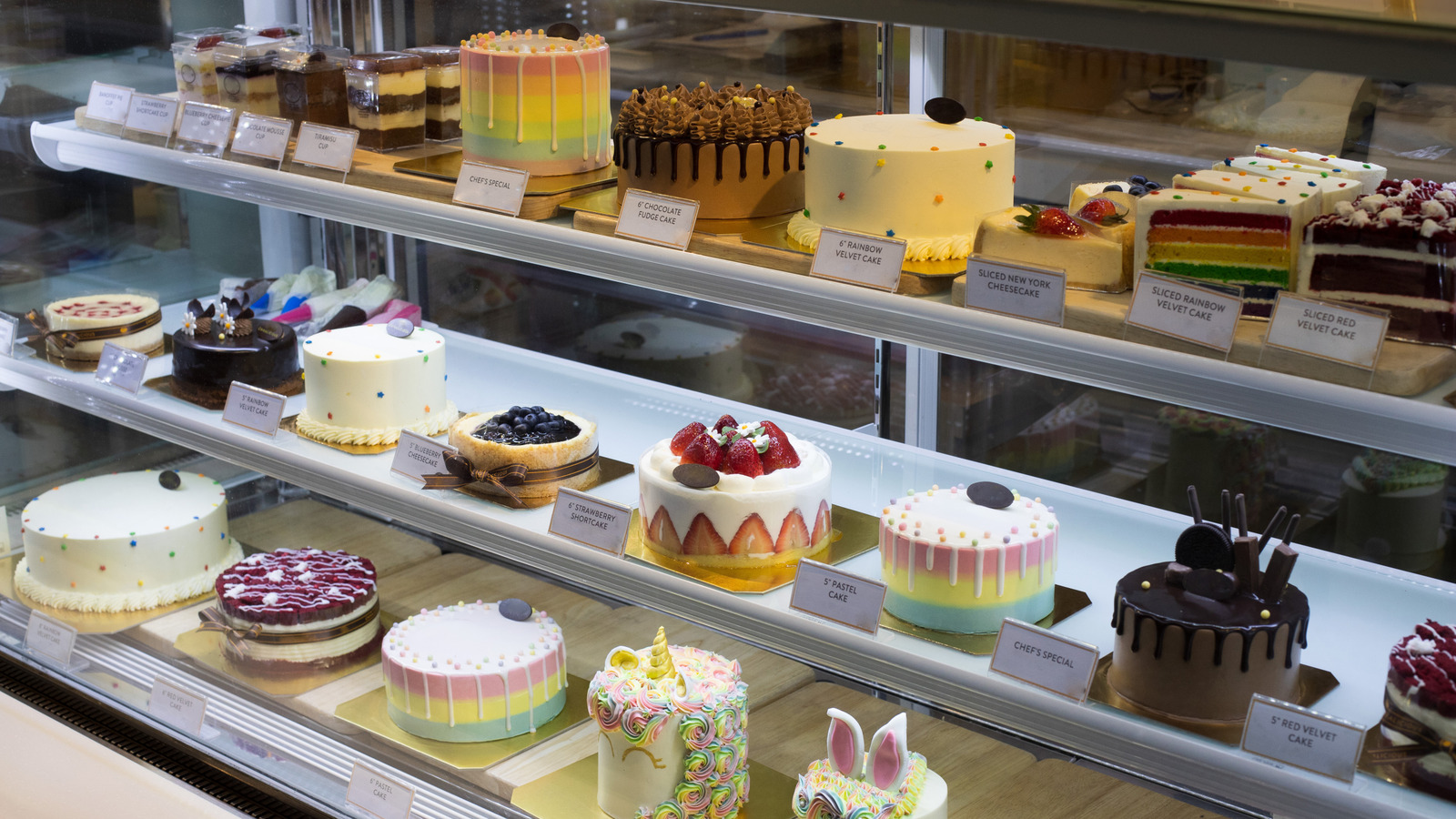 The Gorgeous 1940s Cake You've Probably Never Heard Of