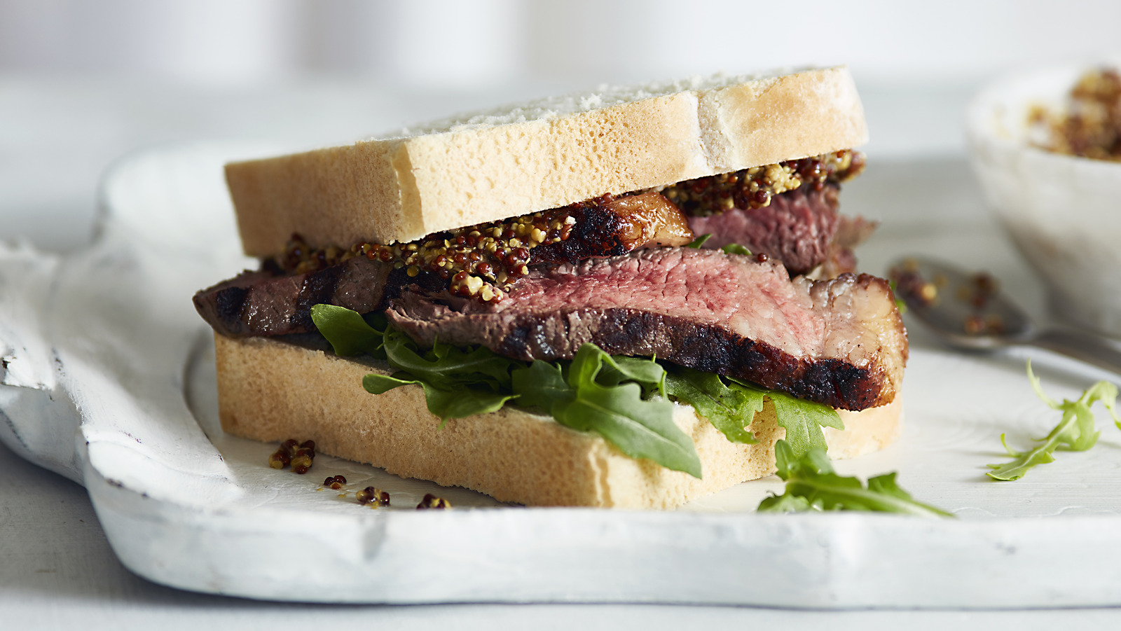 How To Upgrade Your Steak Sandwich With Gourmet Toppings
