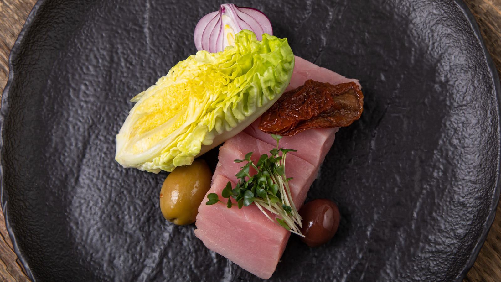 The Important Oil Rule You Need To Know For Tuna Confit