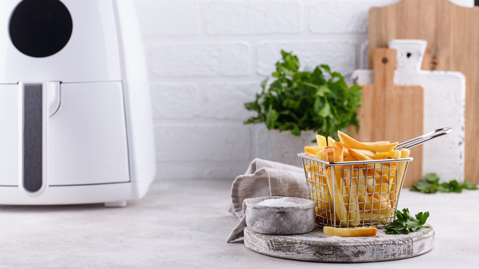 The Key To Getting The Crispiest Fries From An Air Fryer
