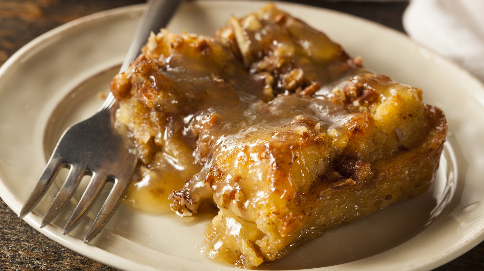 Your Slow Cooker Is Secret To Immaculate Bread Pudding