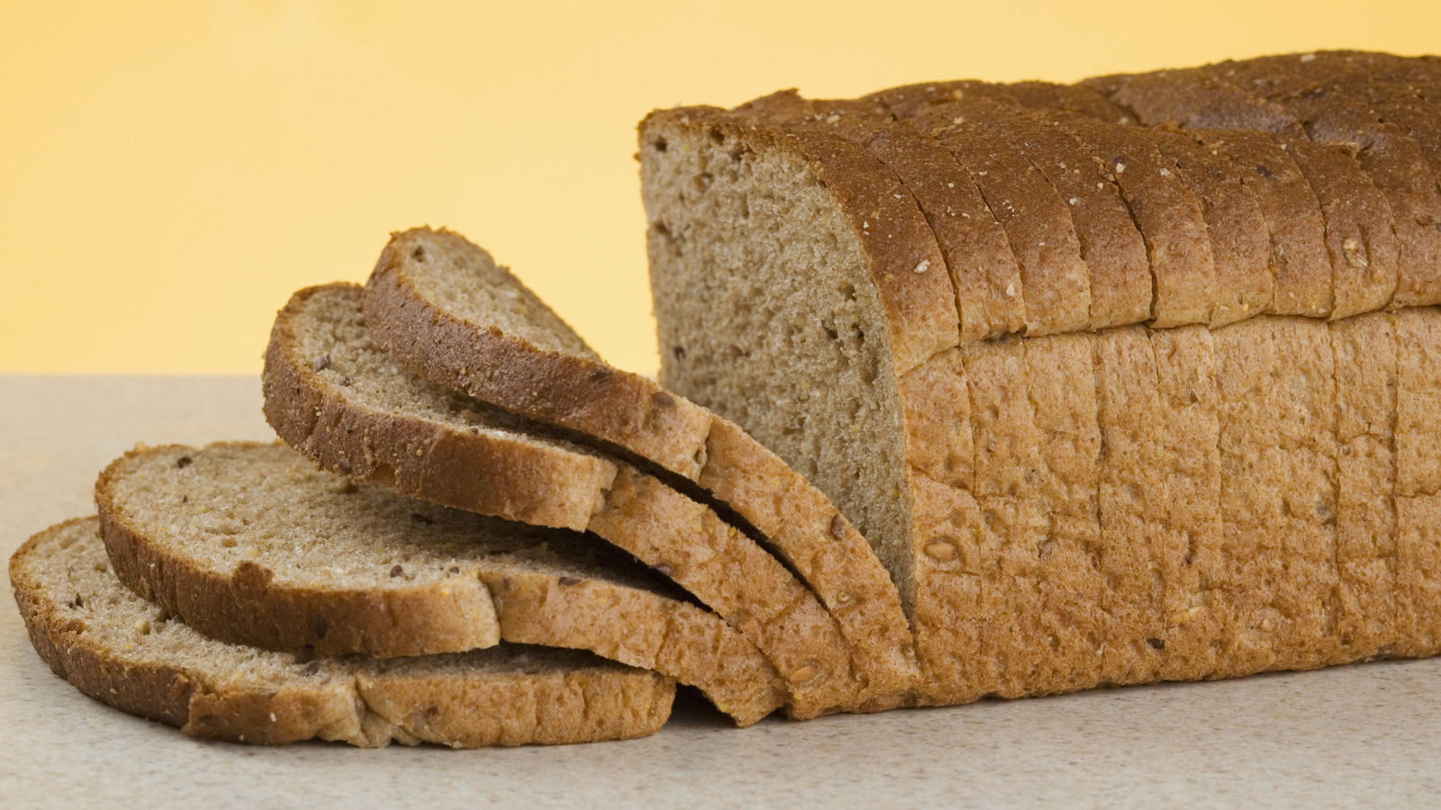 Say Goodbye To Stubborn Kitchen Stains With The Help Of Bread