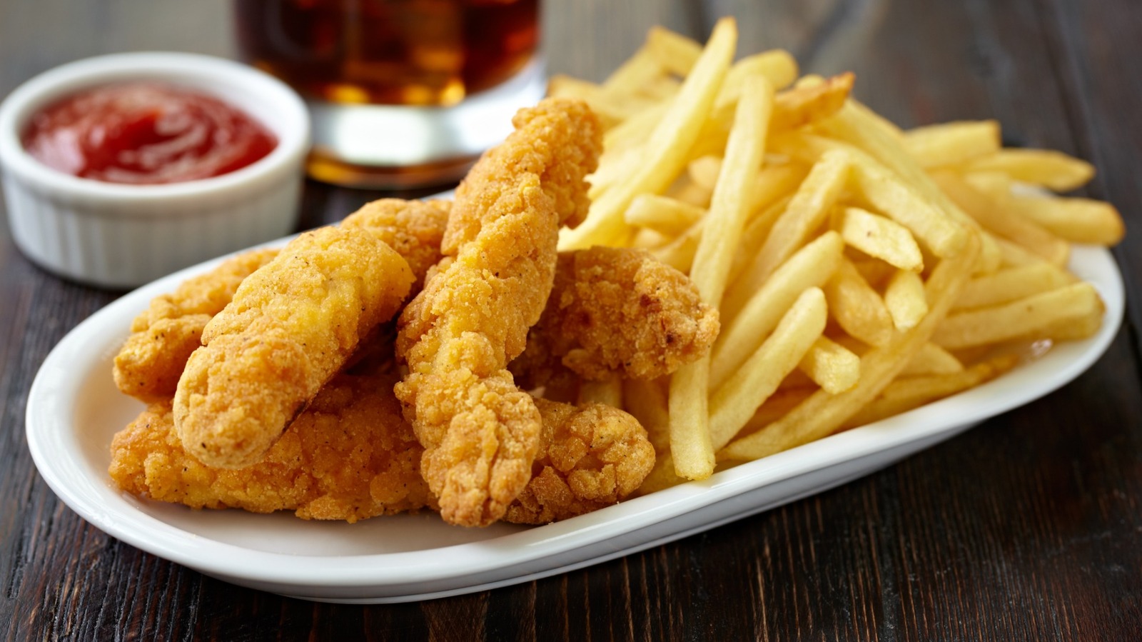 The Major Fast Food Chain That's Bringing Back Chicken Strips In 2025